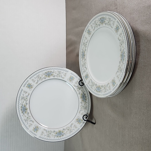 Nitto | Dining | Set Of 4 Nitto Hanover Plates 8 Japanese | Poshmark